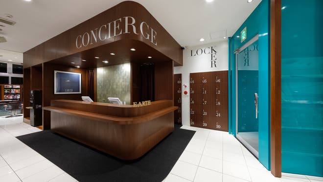 【EARTH 静岡駅前店】ネイル席★大型サロンに併設されたレンタルサロン✂︎フリーランス/個人練習/美容業に最適♪の写真2