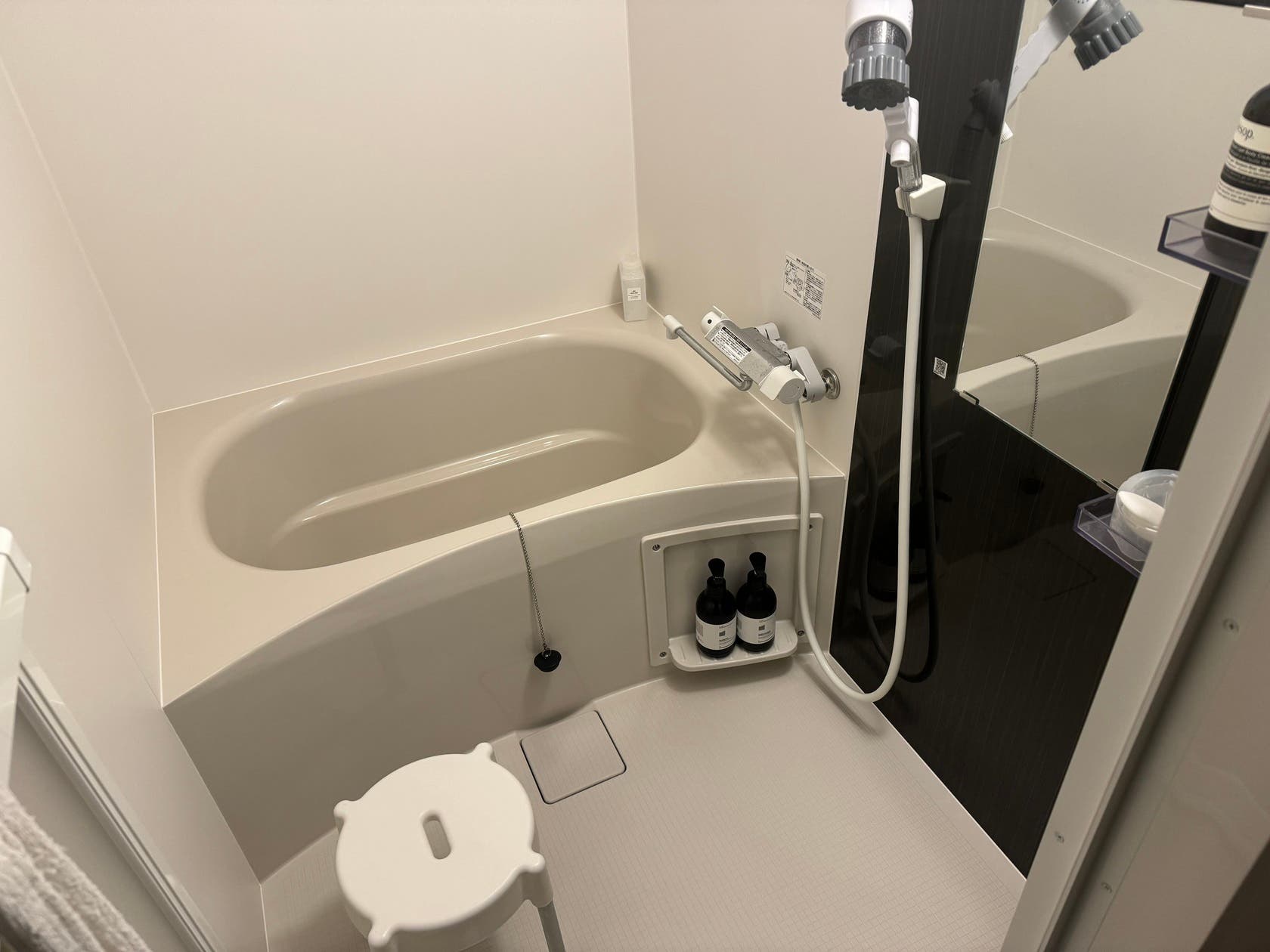 🐙新築/駅徒歩1分/梅田徒歩圏/70型TVで映画,ゲーム/鍋,タコパ/おしゃれ部屋🐙の写真17