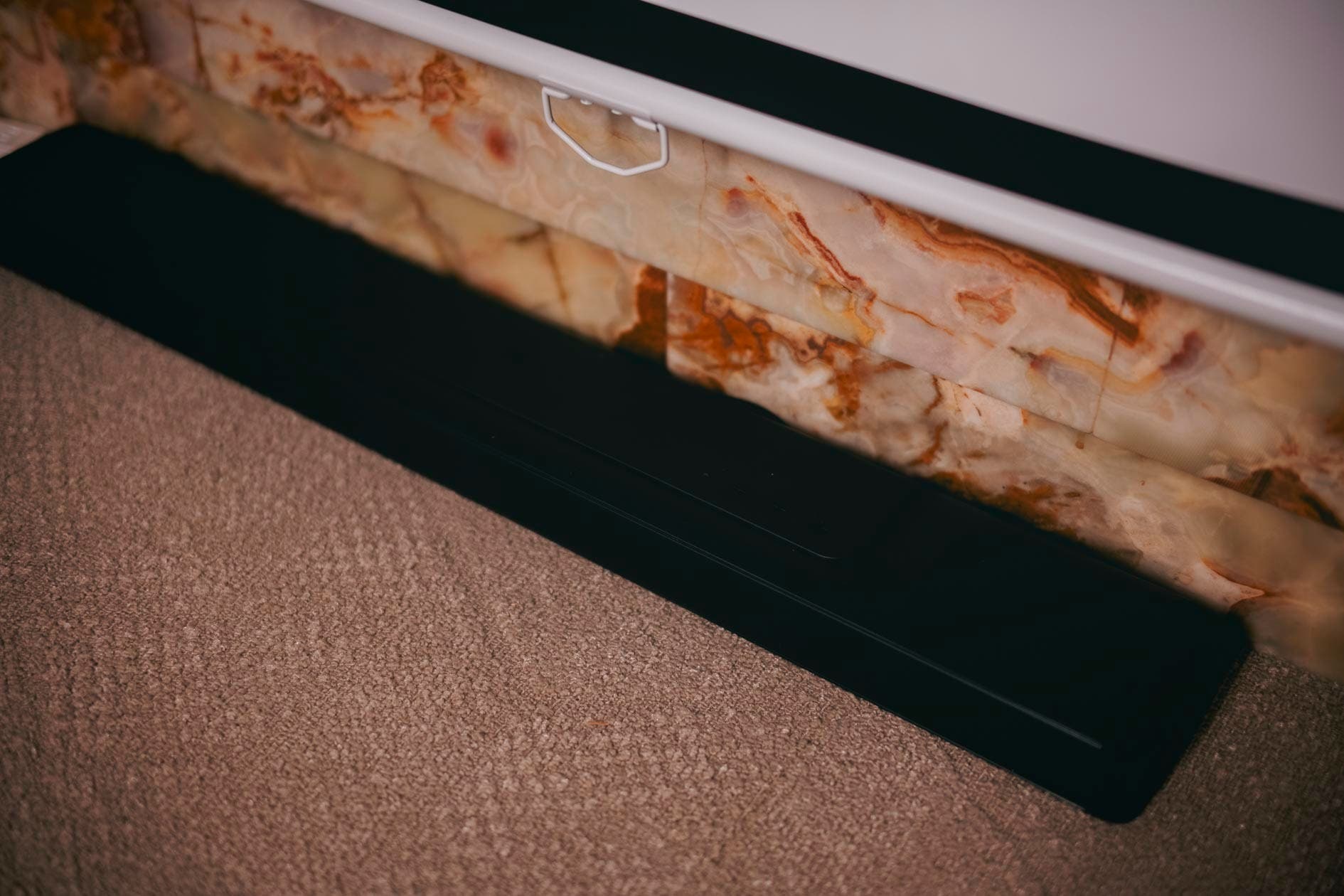 🔊JBL BAR 1000 サウンドバー/7.1.4ch完全ワイヤレスサラウンドの画像1