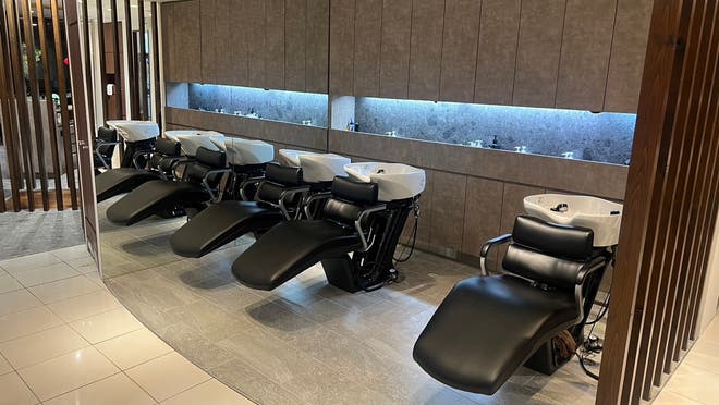 【EARTH 北小金店】カットオープン席★大型サロンに併設されたレンタルサロン✂︎フリーランス/個人練習/美容業に最適♪の写真3