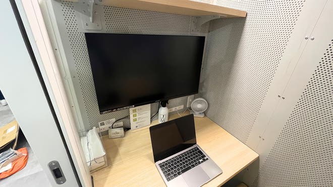 🌟1人テレワーク🌟【学芸大学駅徒歩2分|コワーキング|14PS】個室/無料Wi-Fi/電源/31.5inモニター/24H営業の写真9