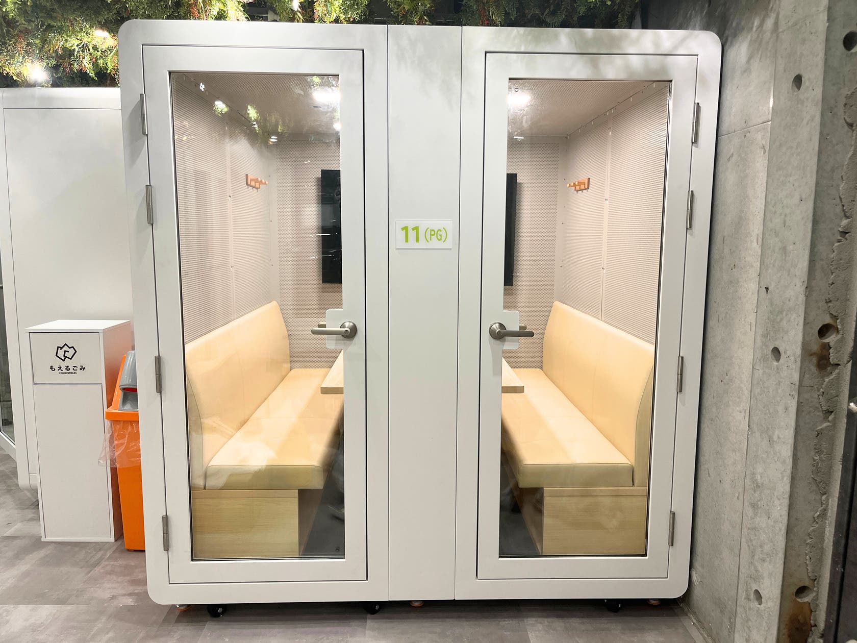 🌟6人までの打合せに🌟【学芸大学駅徒歩2分｜貸し会議室｜2PG】完全個室/無料Wi-Fi/電源/55inモニター/24H営業の写真10