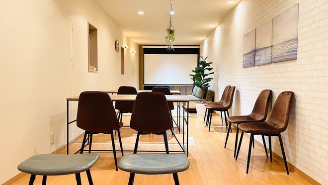 京都中心部駅近【四条烏丸/御池2分】🚃最大20名🎉関西最大級75型4KTV/100㌅スクリーン🎥子連れ利用/ビジネス利用にも好評の写真12