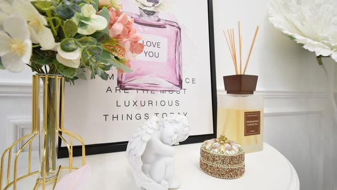 【浅草橋撮影スタジオ】王朝風姫系×オトナ可愛いピンク×エレガントの3ゾーンで撮影|推しの生誕祭|コスプレ|ポートレートに最適の写真13