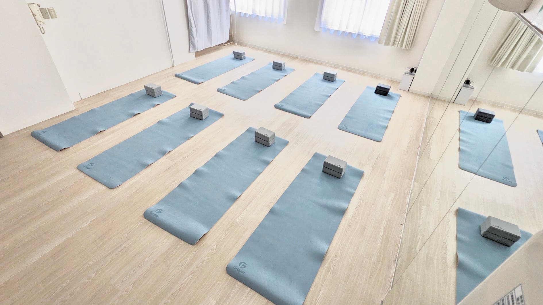 ⭐️東日本駅徒歩3分⭐ ヨガ･ピラティス･撮影・ダンス等| 37㎡ | 縦180cm×幅510cmの大型鏡完備の写真6