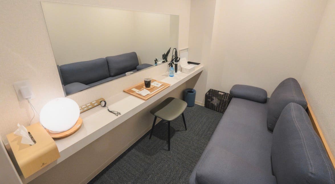 ドライヘッドスパも受けられるコワーキングスペースの写真1