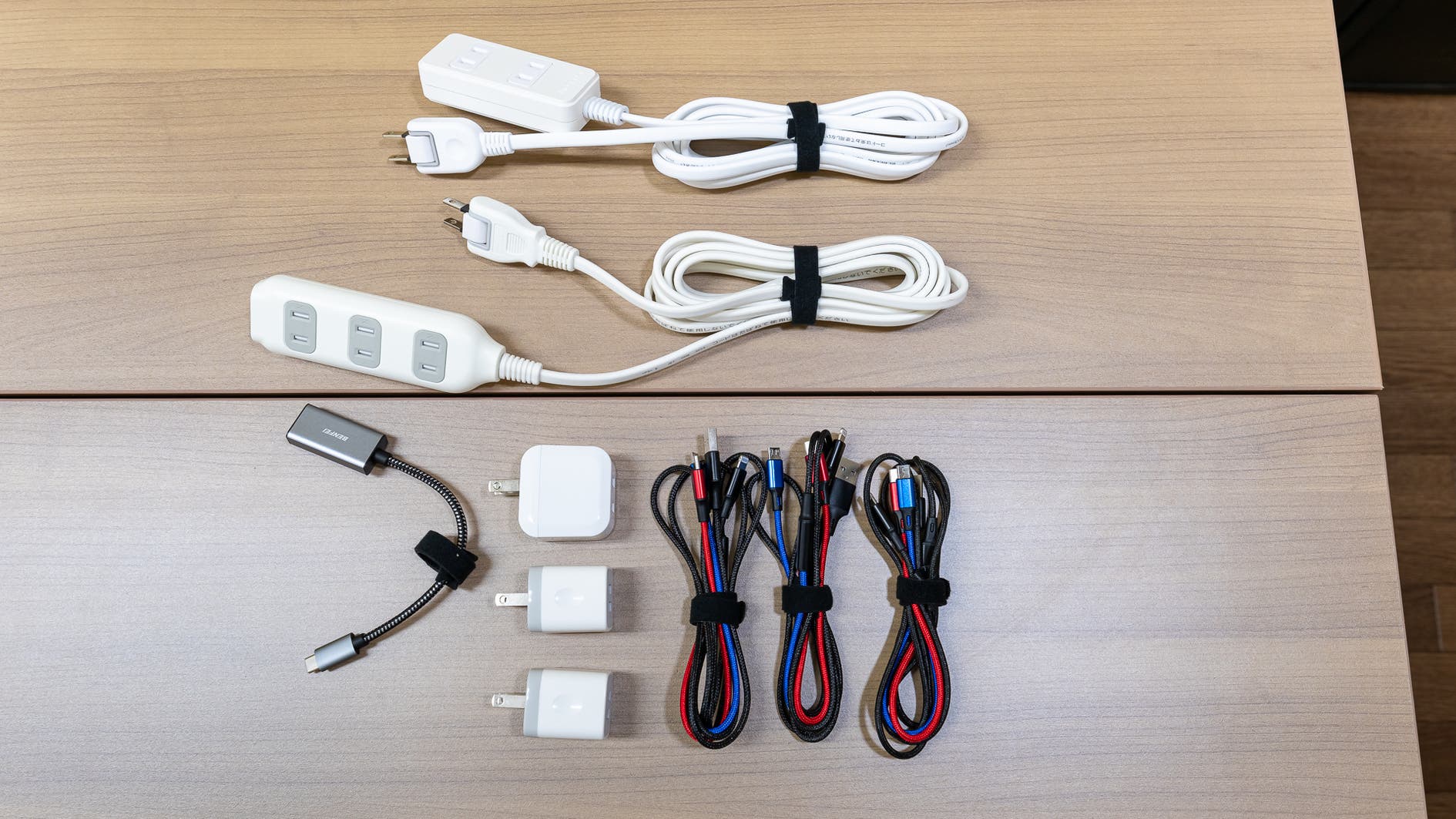 【新宿駅4分】12席、光回線WiFi・モニター・ボドゲ完備☆1日1回スタッフ完全清掃の会議室の写真6