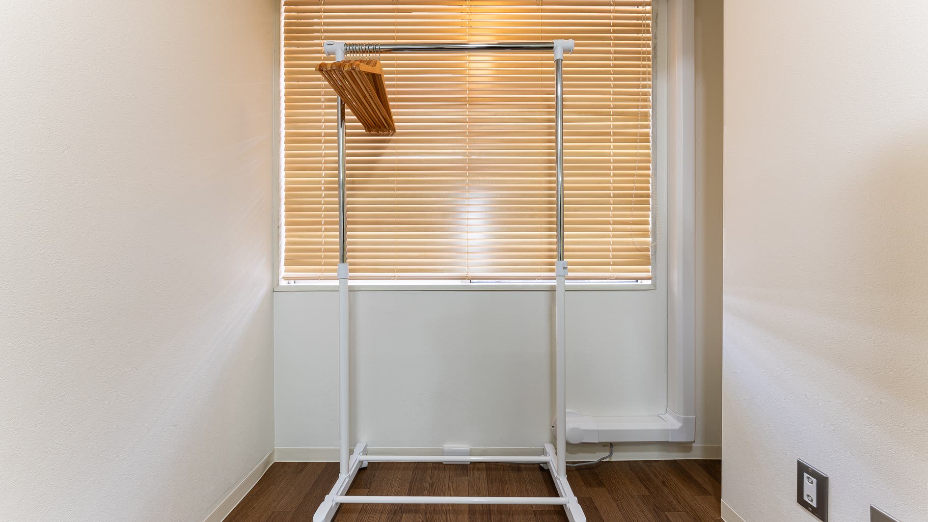 【新宿駅4分】12席、光回線WiFi・モニター・ボドゲ完備☆1日1回スタッフ完全清掃の会議室の写真11