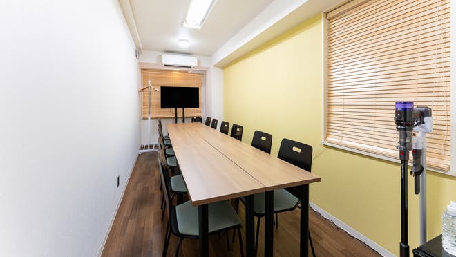 【新宿駅4分】12席、光回線WiFi・モニター・ボドゲ完備☆1日1回スタッフ完全清掃の会議室の写真24