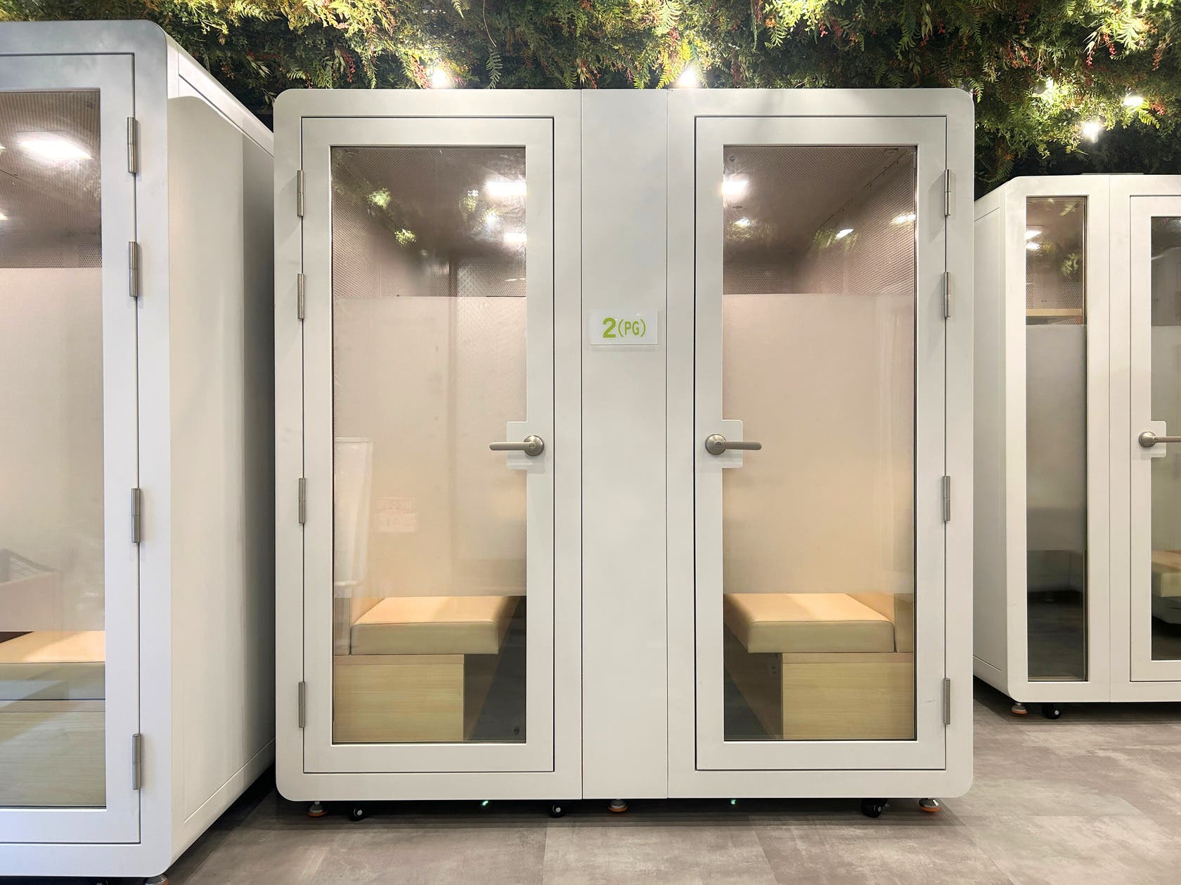 🌟大事な商談に最適🌟【学芸大学駅徒歩2分｜定員6名｜11PG】完全個室/無料Wi-Fi/電源/55inモニター/24H営業の写真9