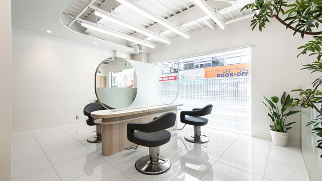 【EARTH 浦安店】カットオープン席★大型サロンに併設されたレンタルサロン✂︎フリーランス/個人練習/美容業に最適♪の写真3