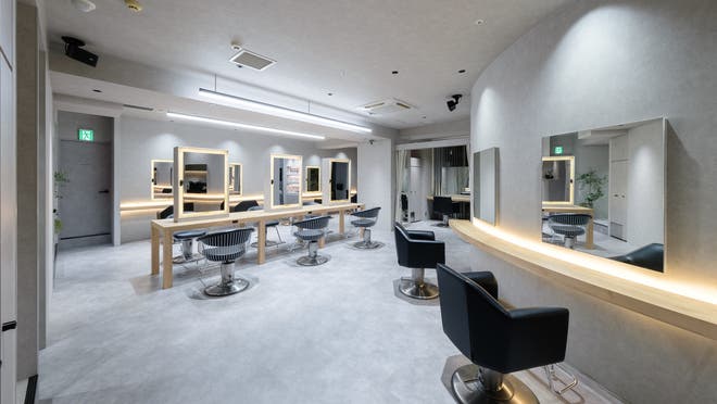 【EARTH 長野駅前店】カットオープン席★大型サロンに併設されたレンタルサロン✂︎フリーランス/個人練習/美容業に最適♪の写真3