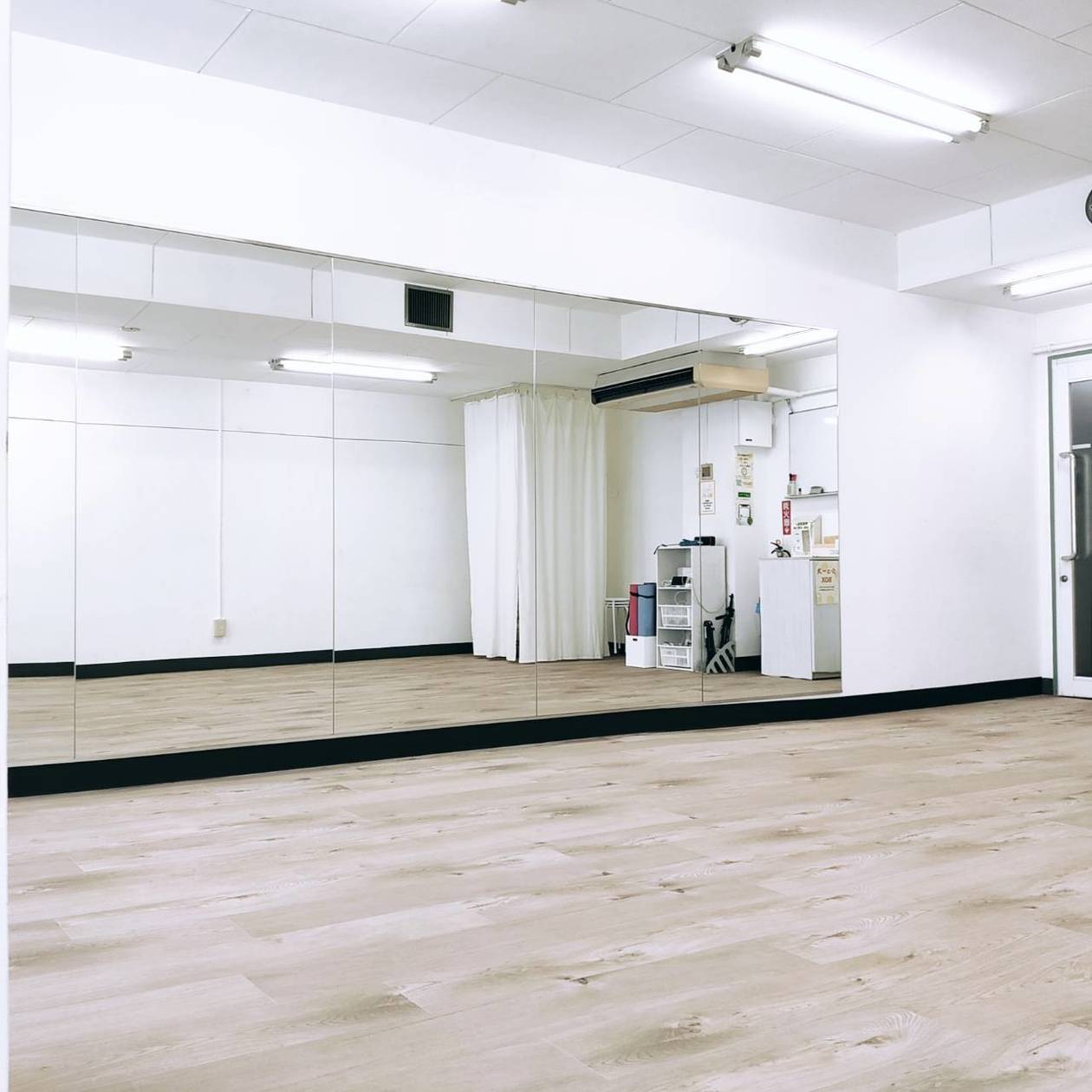 42㎡広々スタジオ【紙屋町西電停徒歩2分】24時間利用可能なダンススタジオの写真4