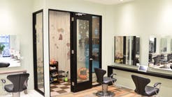 【EARTH 稲毛店】カットオープン席★大型サロンに併設されたレンタルサロン✂︎フリーランス/個人練習/美容業に最適♪の写真2