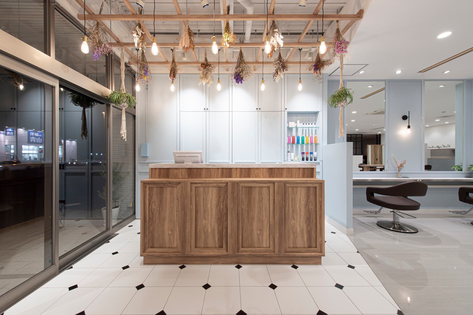 【EARTH 佐倉店】カットオープン席★大型サロンに併設されたレンタルサロン✂︎フリーランス/個人練習/美容業に最適♪の写真7