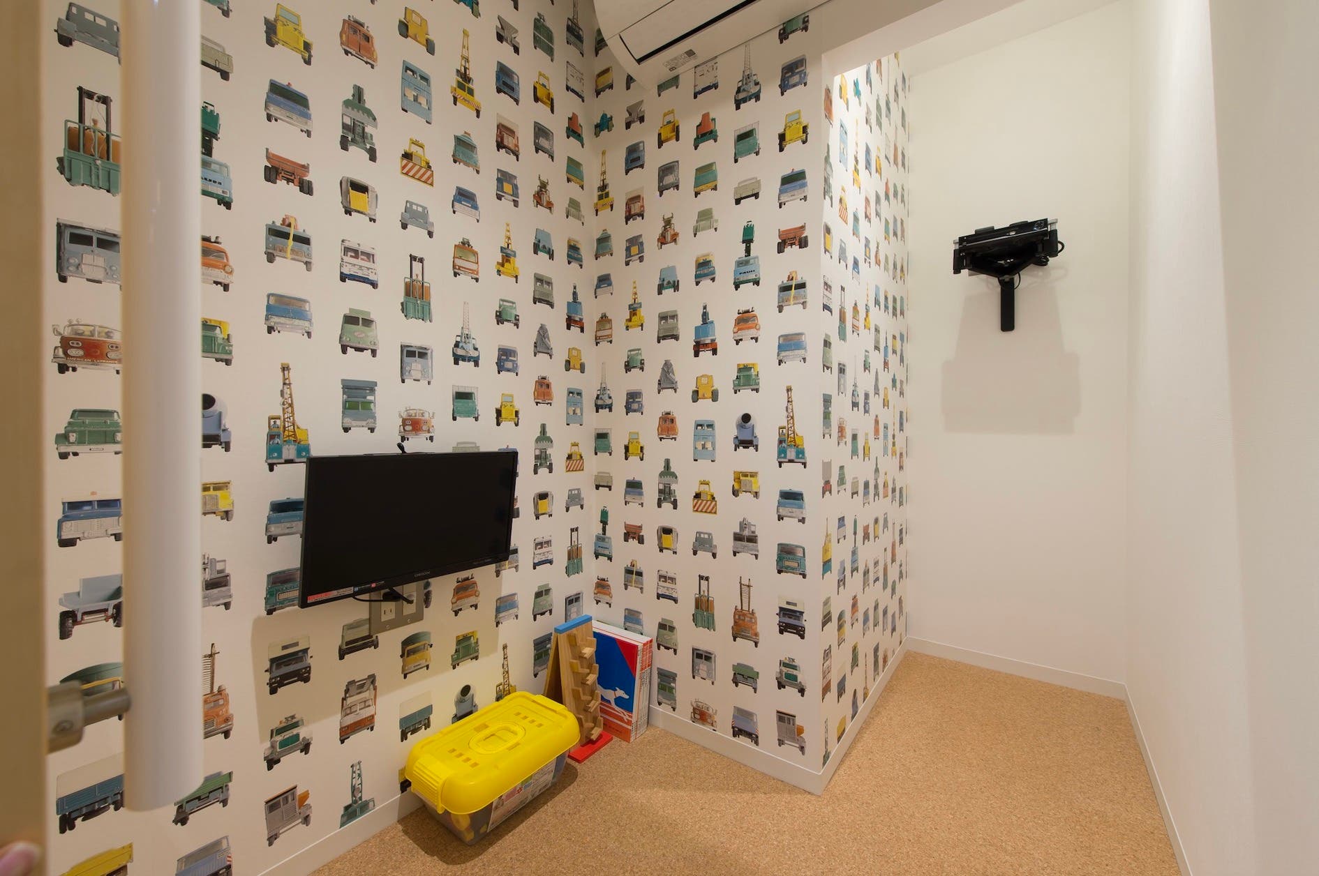 【EARTH 三鷹店】カットオープン席★大型サロンに併設されたレンタルサロン✂︎フリーランス/個人練習/美容業に最適♪の写真5