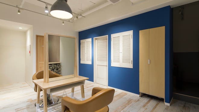 【EARTH 三鷹店】カットオープン席★大型サロンに併設されたレンタルサロン✂︎フリーランス/個人練習/美容業に最適♪の写真4