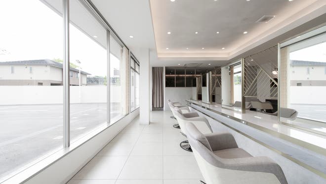 【EARTH 上尾店】カットオープン席★大型サロンに併設されたレンタルサロン✂︎フリーランス/個人練習/美容業に最適♪の写真4