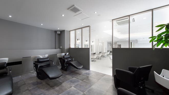 【EARTH 上尾店】カットオープン席★大型サロンに併設されたレンタルサロン✂︎フリーランス/個人練習/美容業に最適♪の写真6