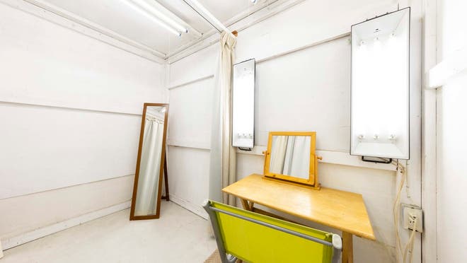 豊富な機材がレンタル料金に込みで使える、広告写真スタジオが運営するスタジオ。の写真8