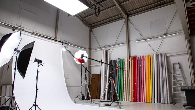 豊富な機材がレンタル料金に込みで使える、広告写真スタジオが運営するスタジオ。の写真4