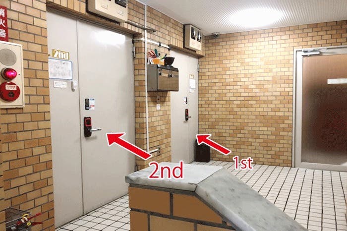 【M1】ゴシック調スタジオ🎪西洋石壁、アンティーク壁や石畳を完全再現✨カーテン装飾の写真24