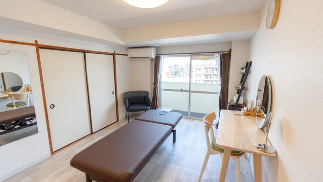 【大塚駅1分】池袋駅から1駅|完全個室のプライベートサロン✨木目基調とした良質空間🌿の写真3