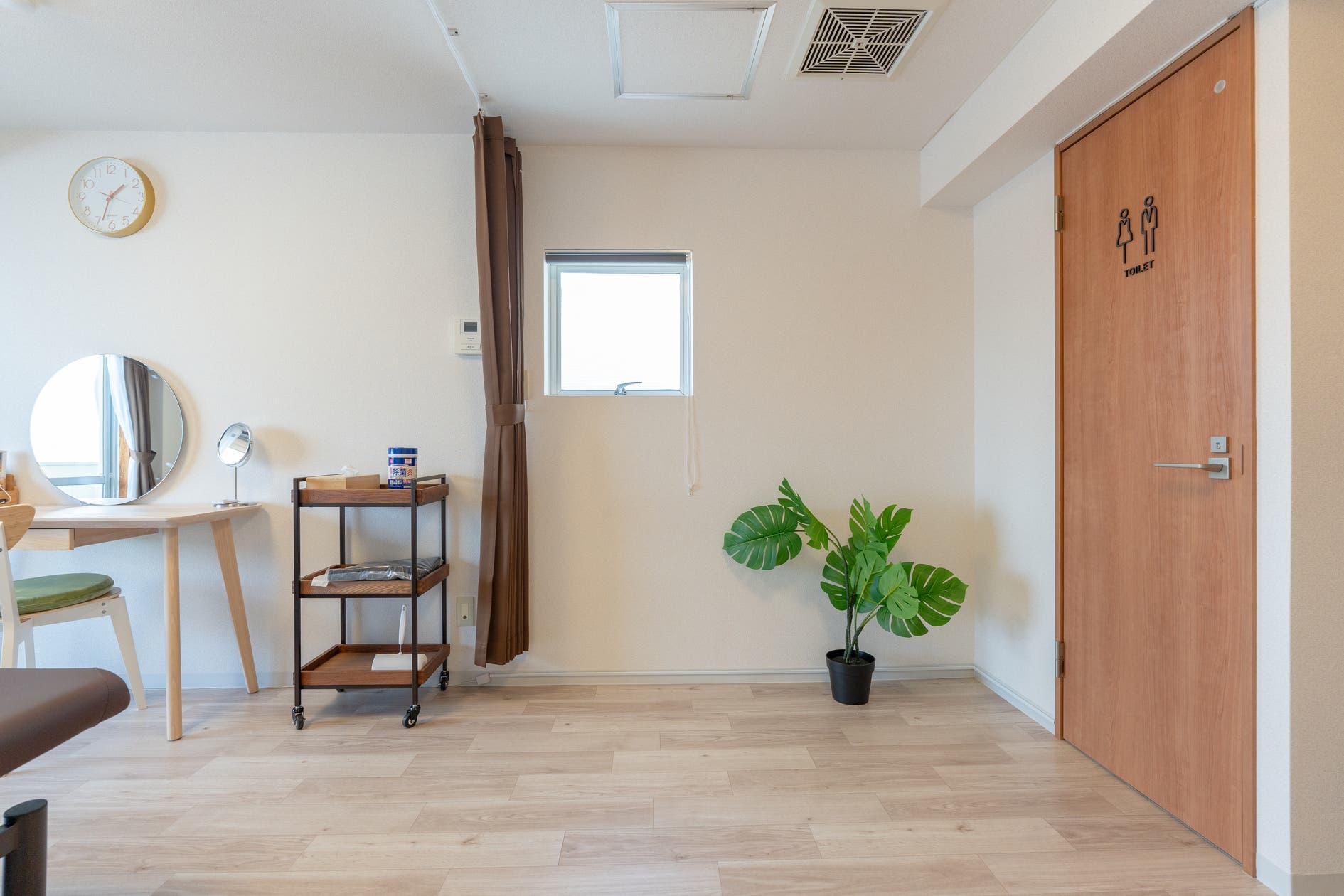 【大塚駅1分】池袋駅から1駅｜完全個室のプライベートサロン✨木目基調とした良質空間🌿の写真12