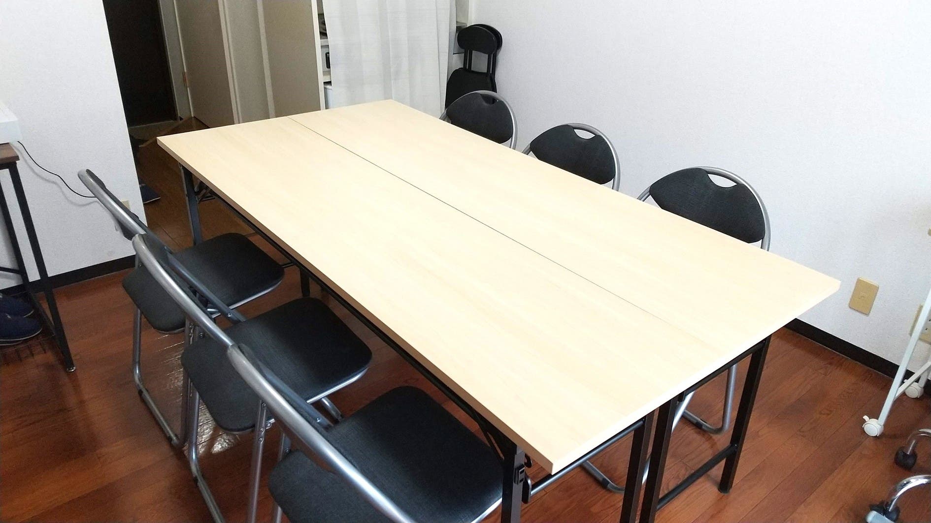 【24ｈ営業】【格安！初めてプランあり】【飲食OK・Wi-Fi無料CP中】テーブルゲーム、貸会議室、貸教室、面接、撮影の写真6