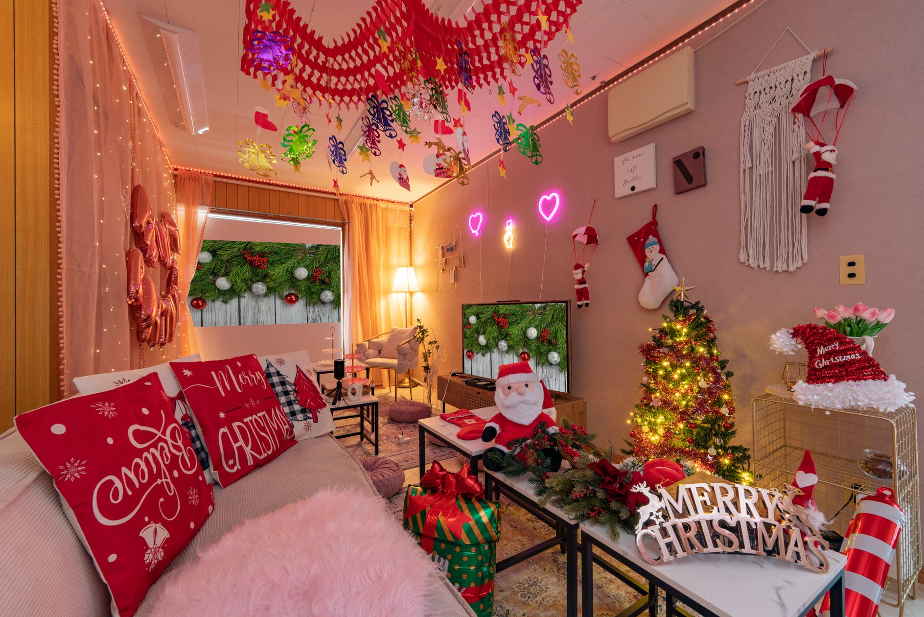 激安🉐24時間OK❣️ゴミOK❣️新宿3分❣️100㌅ｽｸﾘｰﾝ/イルミネーション✨️隠れ家🏠️の写真2