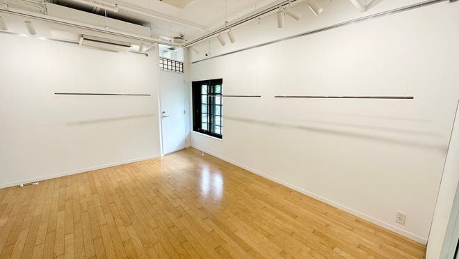 試着室・天吊ハンガーパイプ有:展示会/受注会/ポップアップに最適な表参道ヒルズ同潤館にあるイベントスペースの写真5
