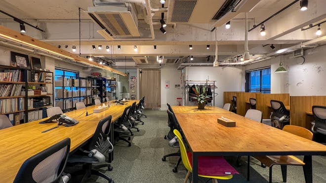 【渋谷・表参道】平日撮影も可/モダンなオフィスシーン撮影に 65㎡広々スペースの写真2