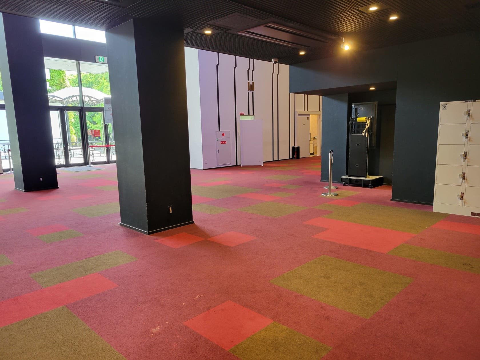 【最寄り駅から徒歩5分】クールジャパンパーク大阪・大ホールのロビーのみ。の写真14