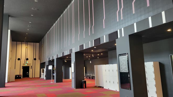 【最寄り駅から徒歩5分】クールジャパンパーク大阪・大ホールのロビーのみ。の写真4