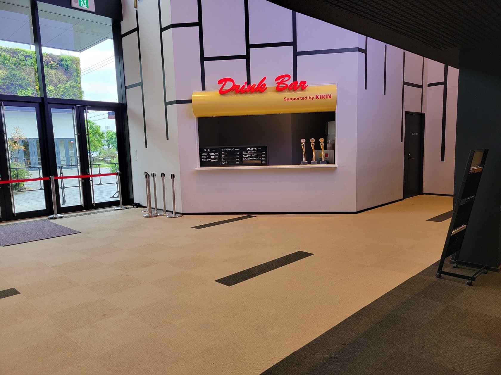 【最寄り駅から徒歩5分】クールジャパンパーク大阪・中ホールのロビーのみ。の写真6