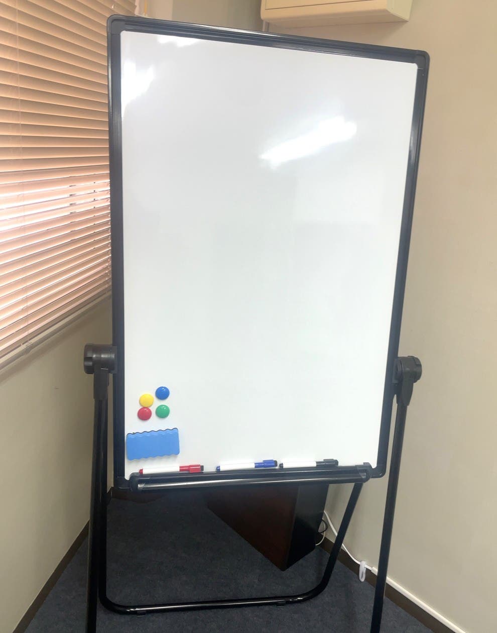 上本町駅徒歩4分！独占ワンフロア貸しで快適！50インチモニター・高速Wi-Fiなど備品も充実！入室前後10分間無料！の写真18