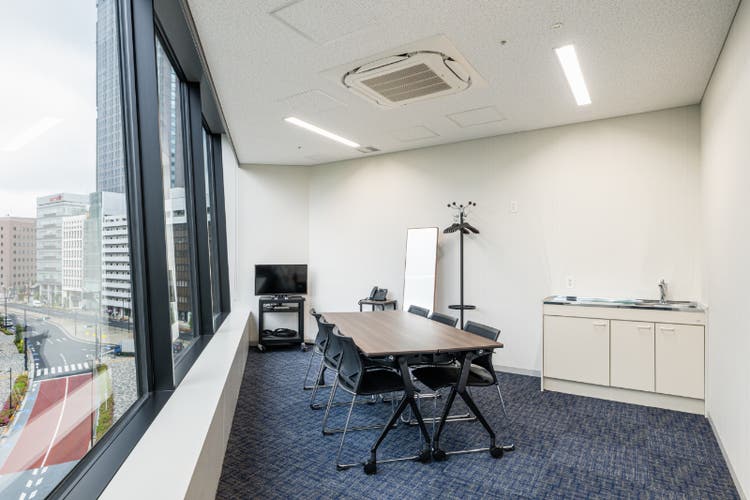 【ベルサール新宿南口】HALLの写真7