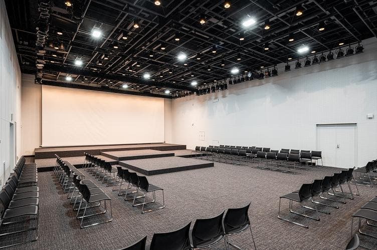 【ベルサール西新宿】HALLの写真2