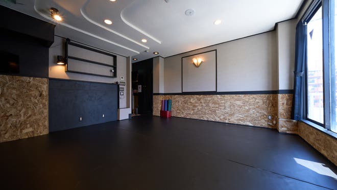 平塚駅西口徒歩5分!地域最安値!ダンス・ヨガ向けスタジオ!整体・マッサージ向けレンタルサロンとしても使える多機能スペース!の写真10