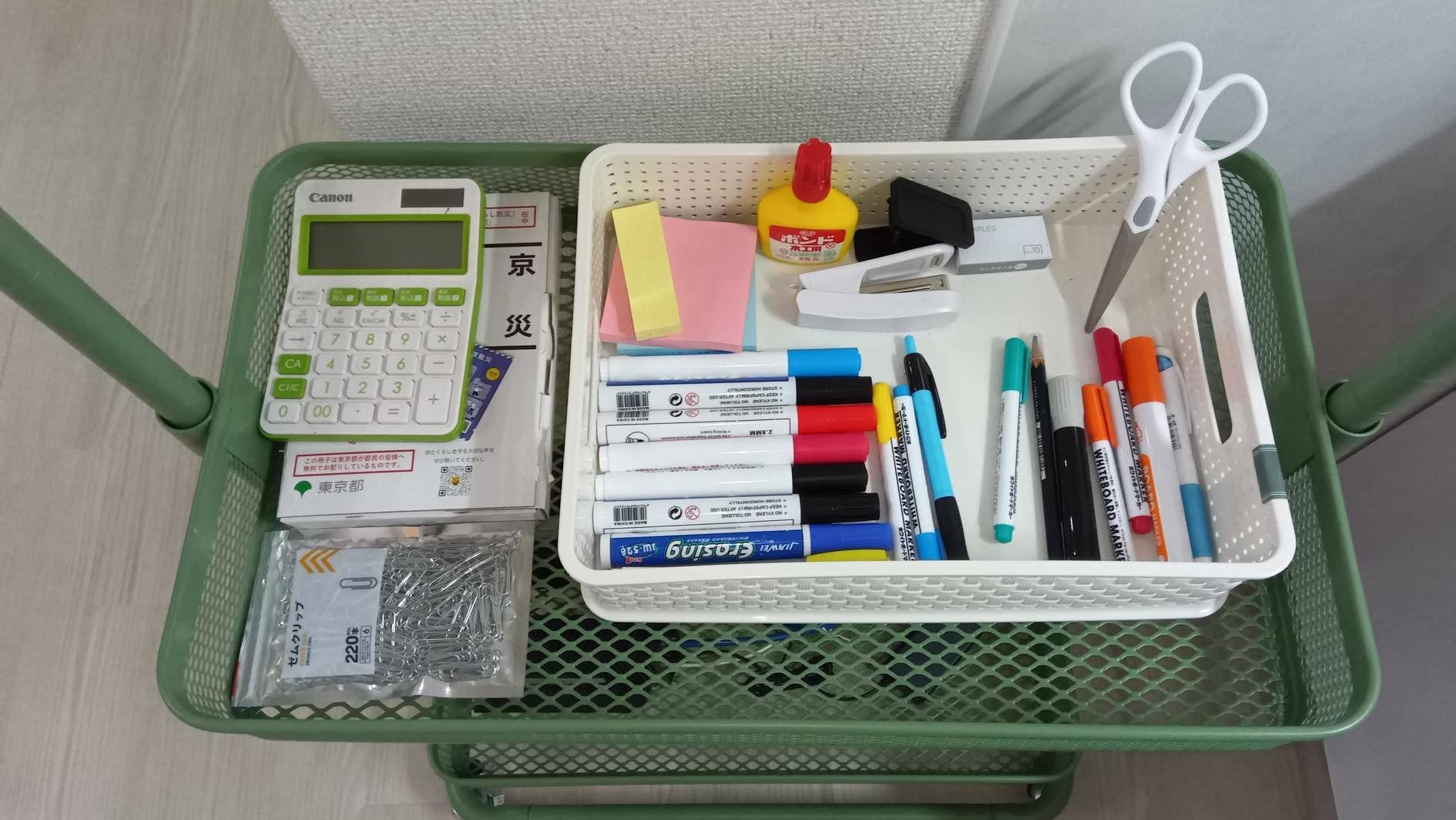 御茶ノ水駅🚶4分🚃末広町駅🚶6分🚃カフェ風会議室 ☕高速光回線⚡最大12名👌大型モニター＆ホワイトボードなど充実設備の写真11