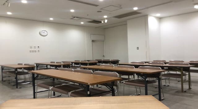 【地下鉄空港線 中洲川端駅直結ゲイツ8階 】気軽に利用できる多目的レンタルスペース　ラウンジスペース