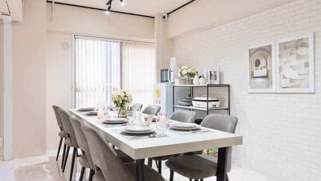 【ブライト名古屋】《名古屋駅3分🚃》最大20名🎉100㌅巨大スクリーン/🆗飲食🆗/懇親会/パーティ/💻ビジネスに最適💻の写真6