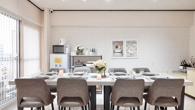 【ブライト名古屋】《名古屋駅3分🚃》最大20名🎉100㌅巨大スクリーン/🆗飲食🆗/懇親会/パーティ/💻ビジネスに最適💻の写真13