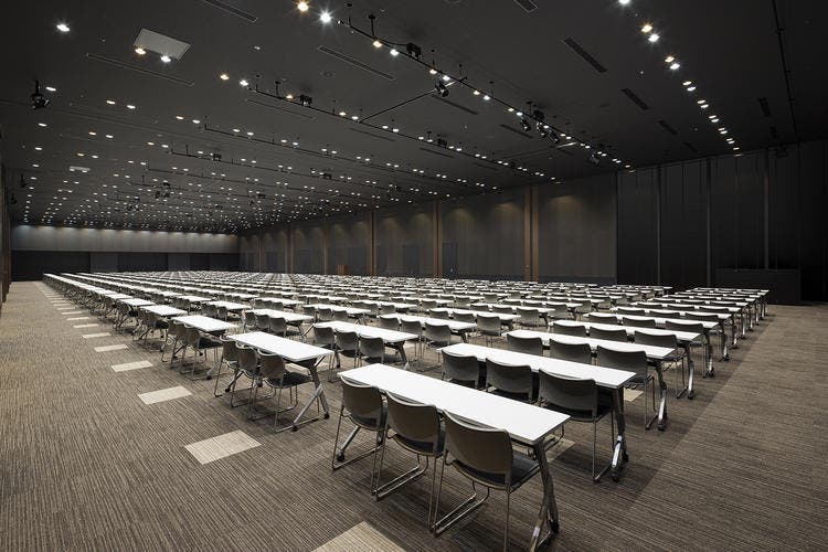 【ベルサール東京日本橋】HALL 全体の写真1