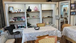 子供服、婦人服をしていたお店で物販に適してますが女子会、お稽古などにもお使い頂けます。近隣に最大料金600円の駐車場有り。の写真2