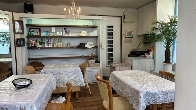 子供服、婦人服をしていたお店で物販に適してますが女子会、お稽古などにもお使い頂けます。近隣に最大料金600円の駐車場有り。の写真3