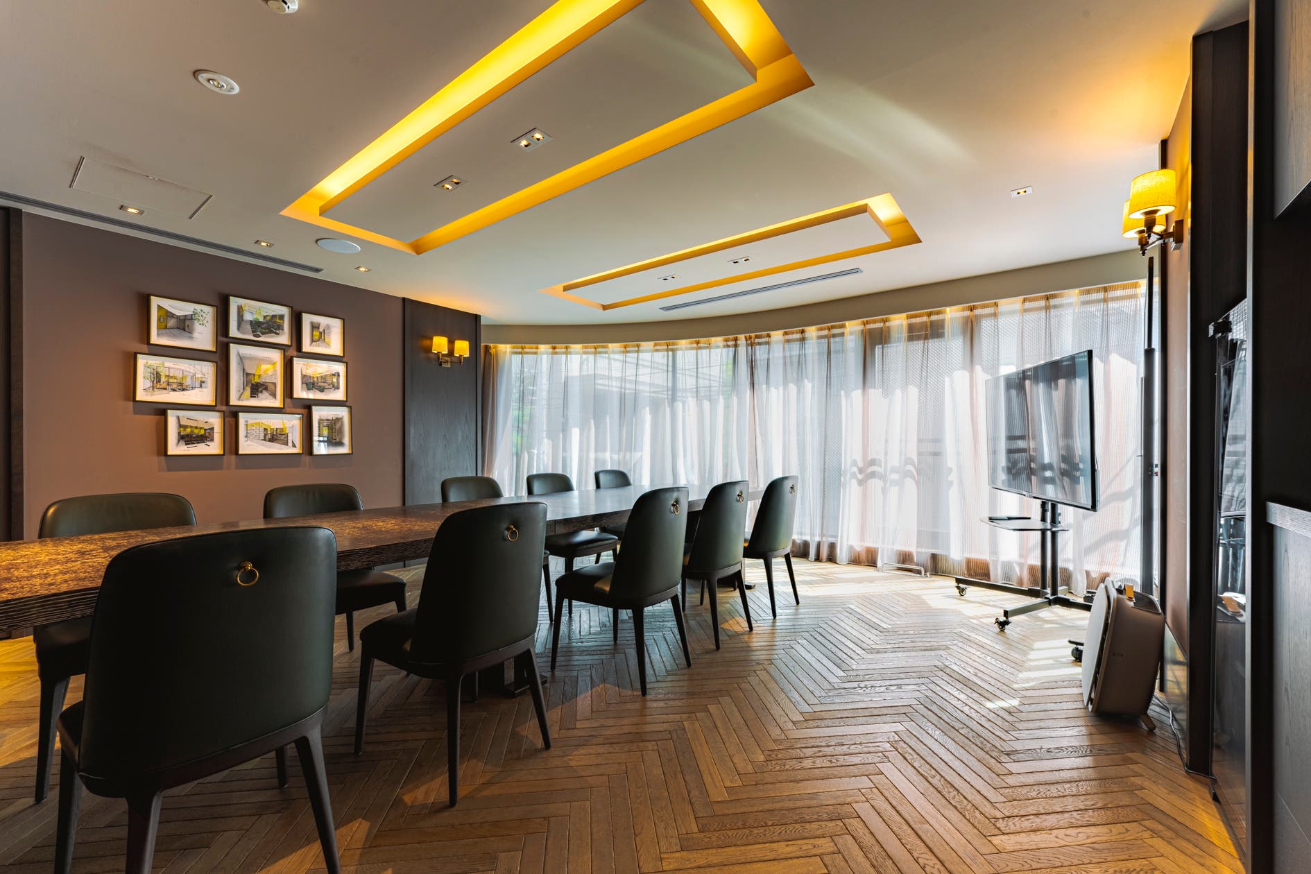 スペモ✨クリスマス🎄表参道駅4分🍷ラグジュアリーな空間🥂会議⌨️撮影🎥411_AoyamaWineBase/DININGの写真12