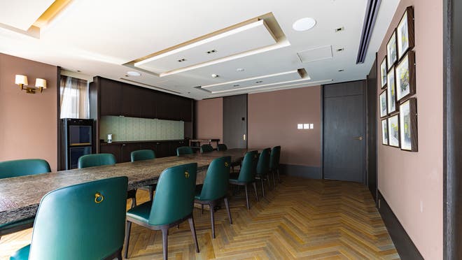 スペモ✨クリスマス🎄表参道駅4分🍷ラグジュアリーな空間🥂会議⌨️撮影🎥411_AoyamaWineBase/DININGの写真6