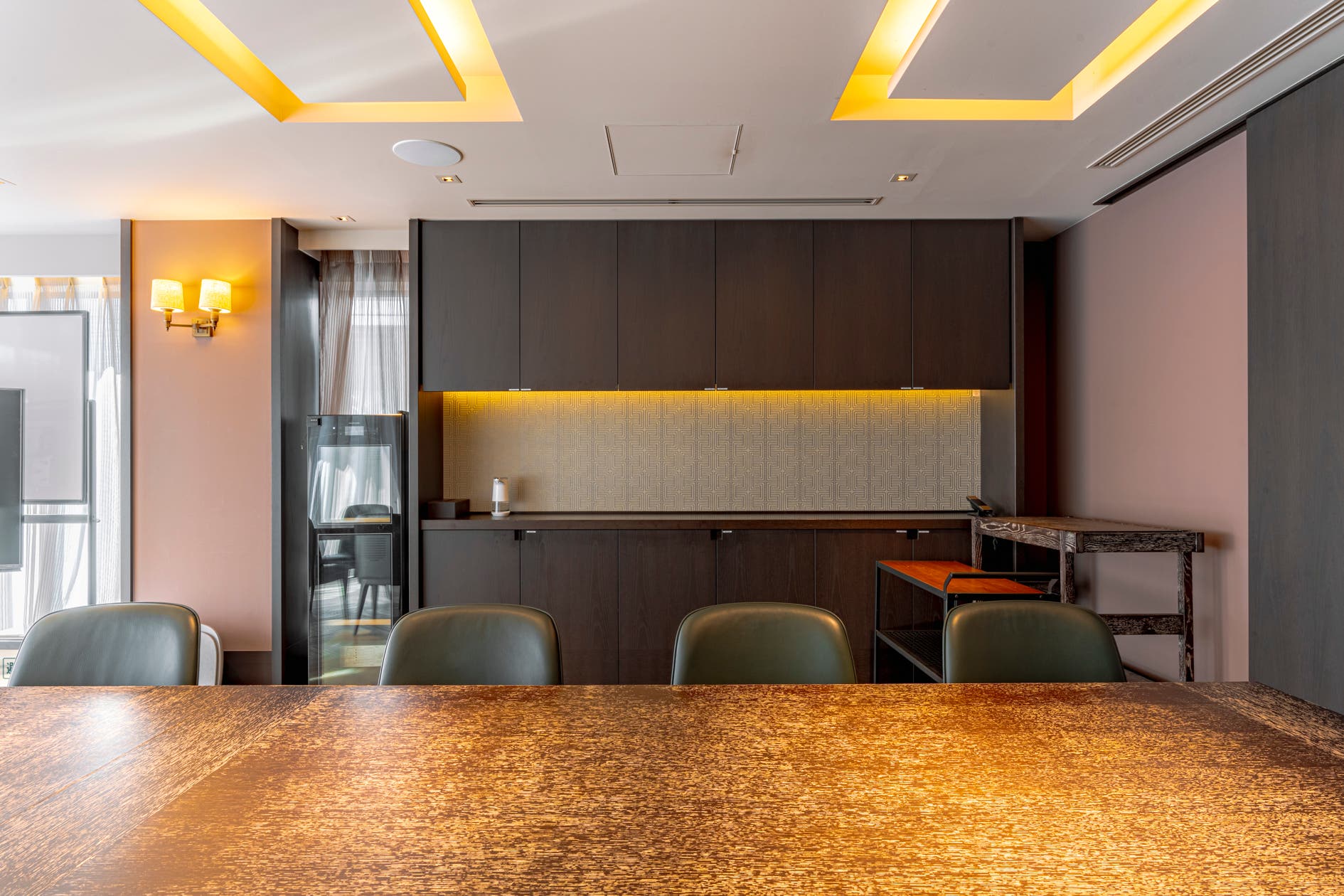 スペモ✨クリスマス🎄表参道駅4分🍷ラグジュアリーな空間🥂会議⌨️撮影🎥411_AoyamaWineBase/DININGの写真17