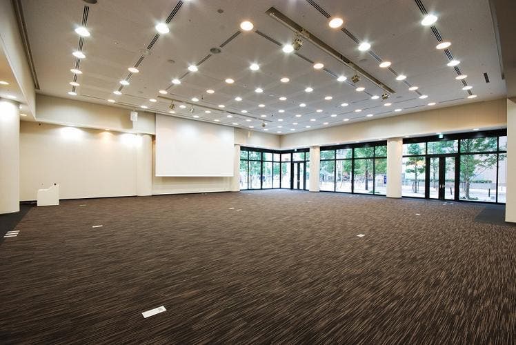 【ベルサール飯田橋駅前】HALL全体の写真2